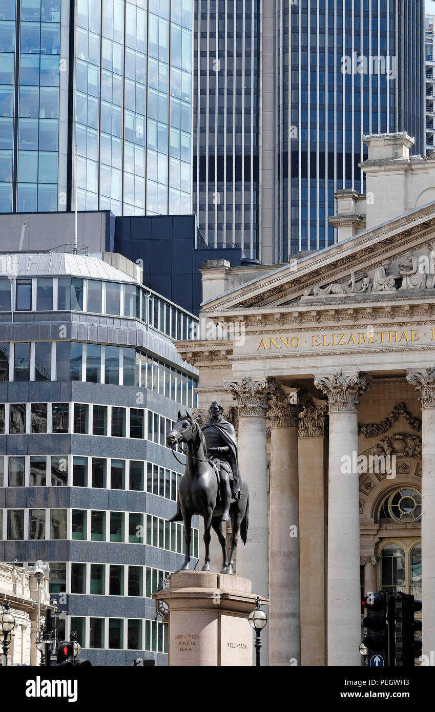 The bank of england and the royal exchange in london hi-res stock ...