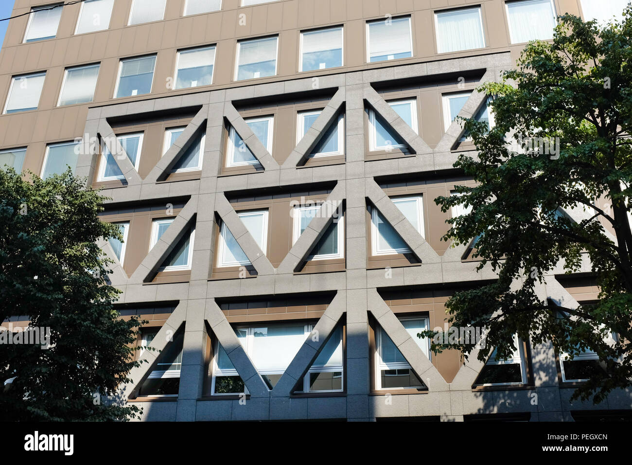 A building in Japan with a design to protect it from earthquakes Stock ...