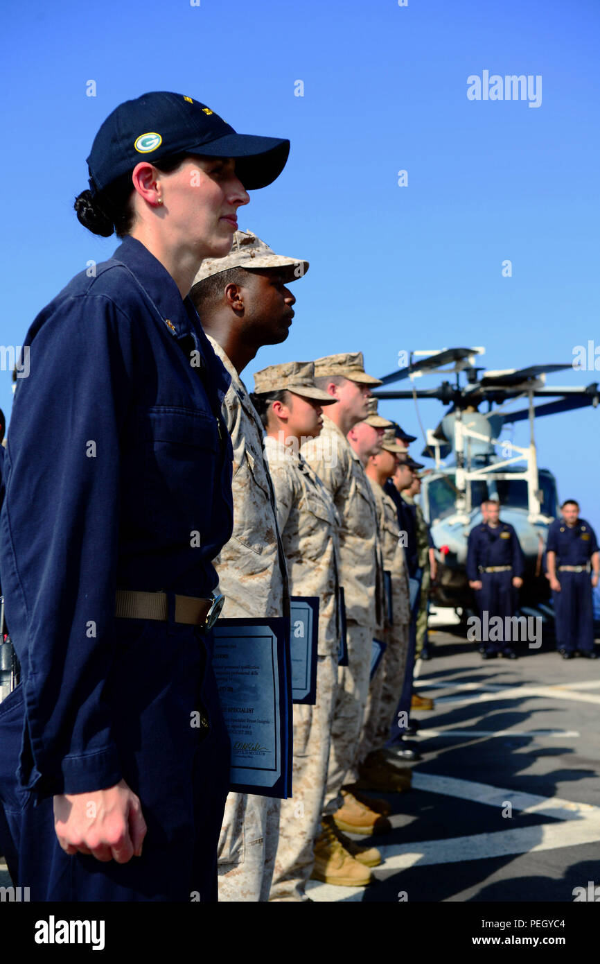 Navy enlisted expeditionary warfare specialist hi-res stock photography ...