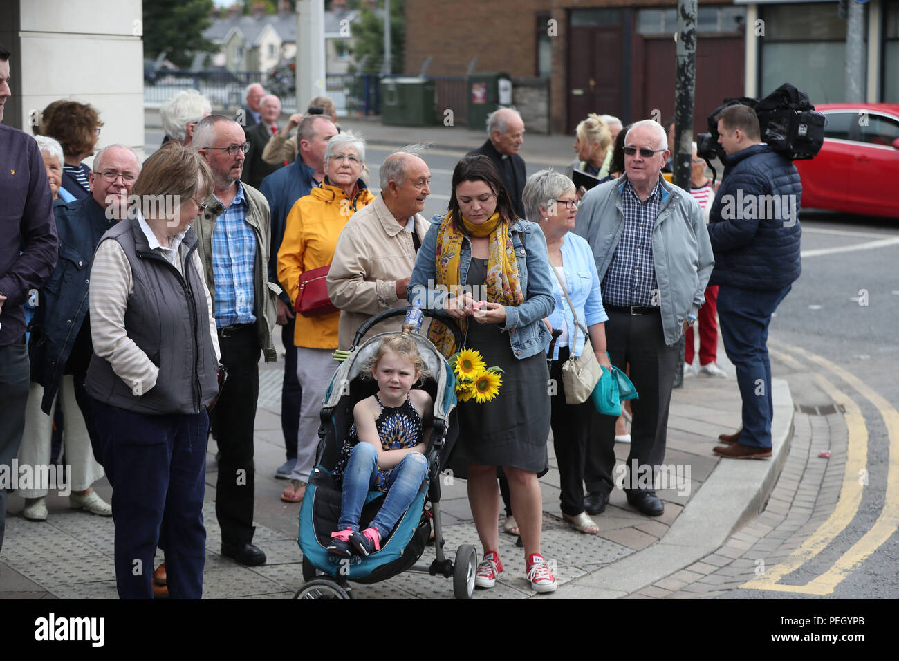 Mark 20th anniversary omagh bombing on 15 august 1998 hi-res stock ...
