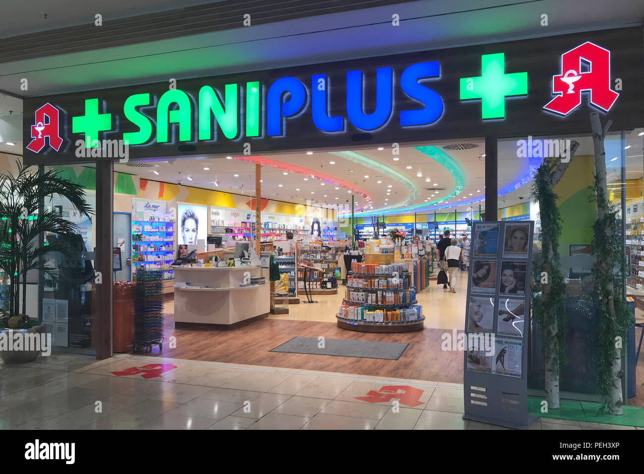 Saniplus hi-res stock photography and images - Alamy