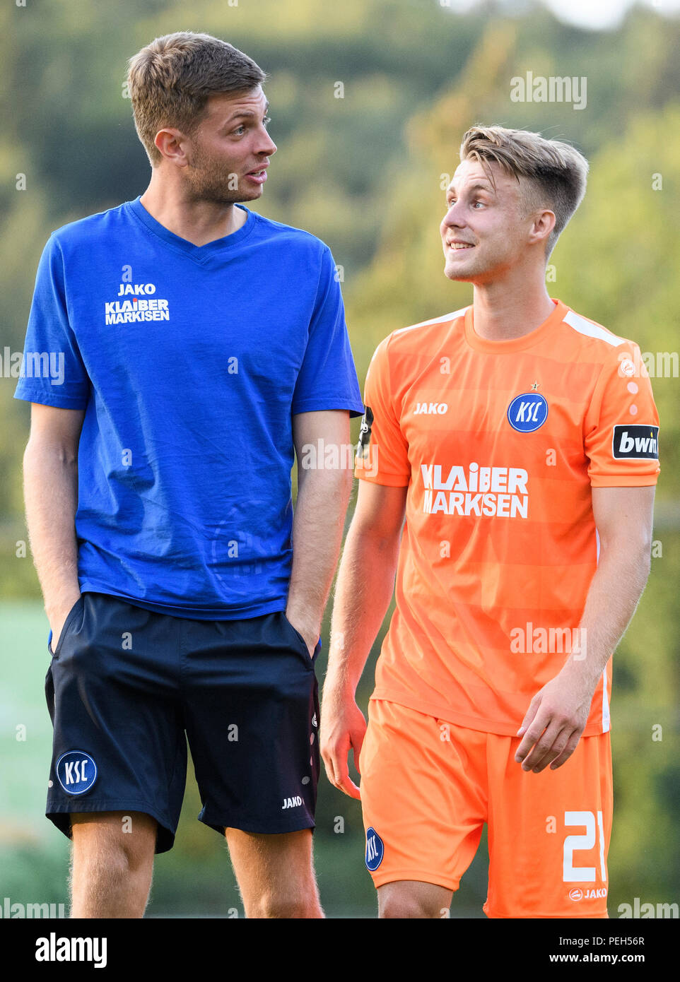 Interview between goalkeeper Benjamin Uphoff (KSC) and Marco Thiede ...
