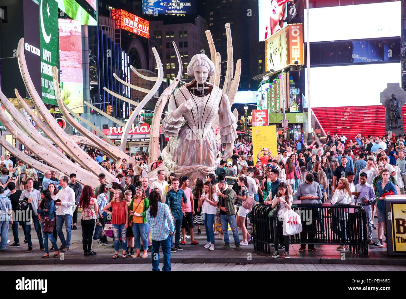New York, NEW YORK, USA. 14th Aug, 2018. Mel Chin's 'Unmoored' is a ...