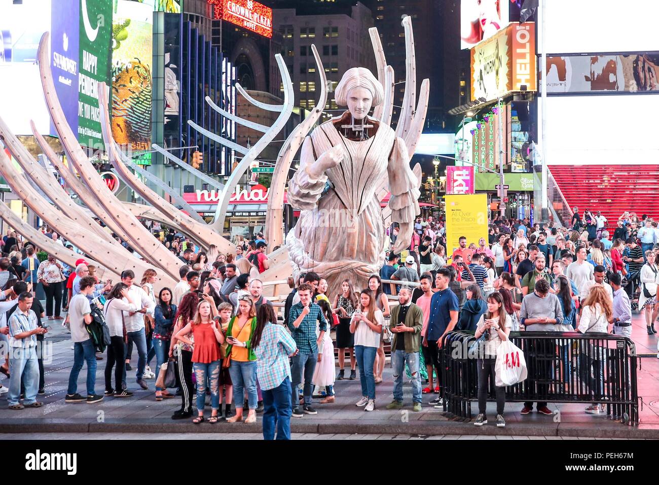New York, NEW YORK, USA. 14th Aug, 2018. Mel Chin's 'Unmoored' is a ...