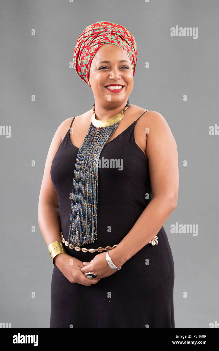 Live sections hi-res stock photography and images - Alamy