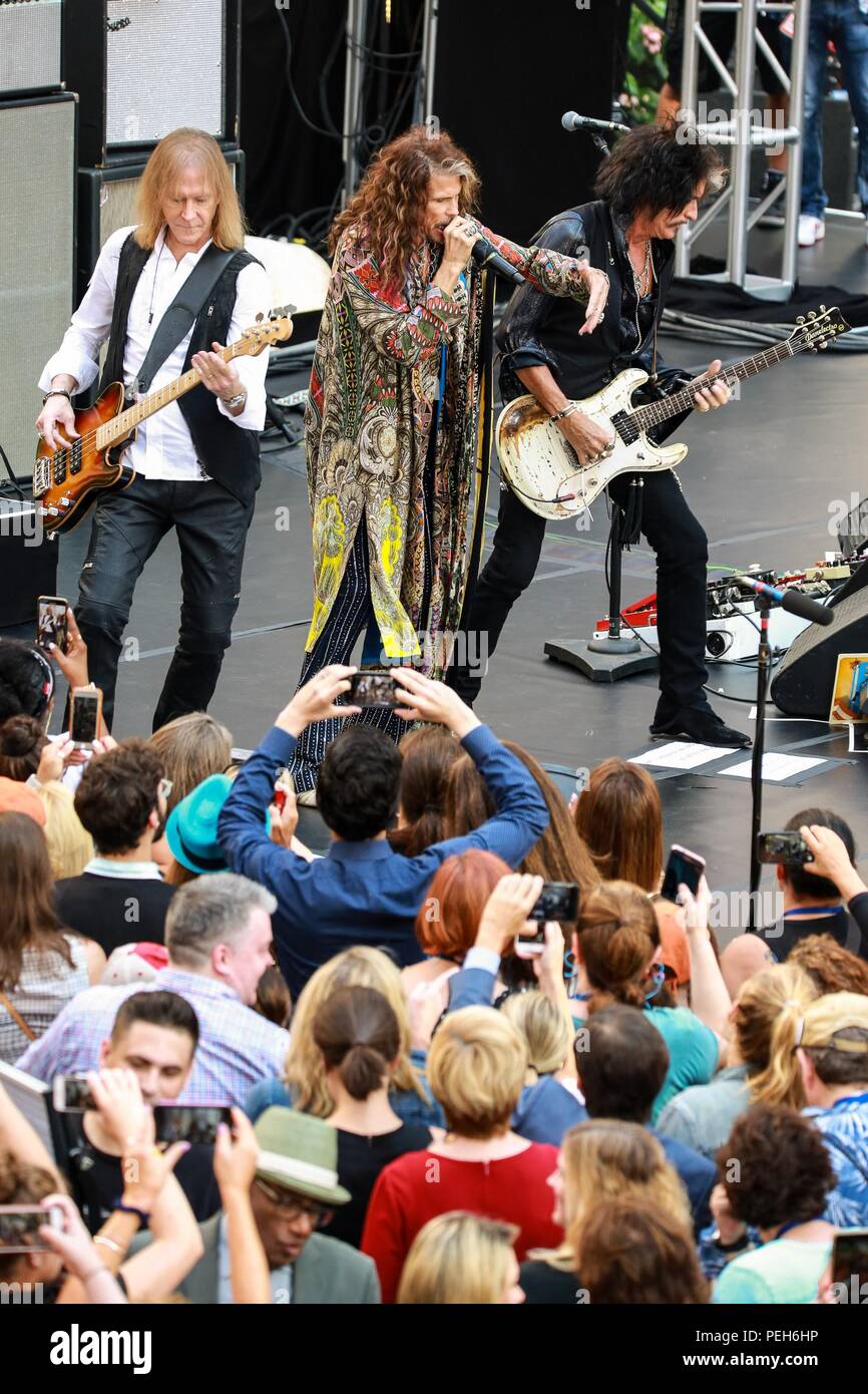New York, NY, USA. 15th Aug, 2018. Steven Tyler on stage for AEROSMITH ...