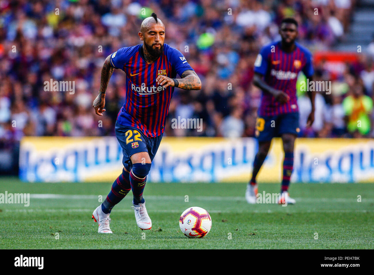 Arturo vidal fc barcelona hi-res stock photography and images - Alamy