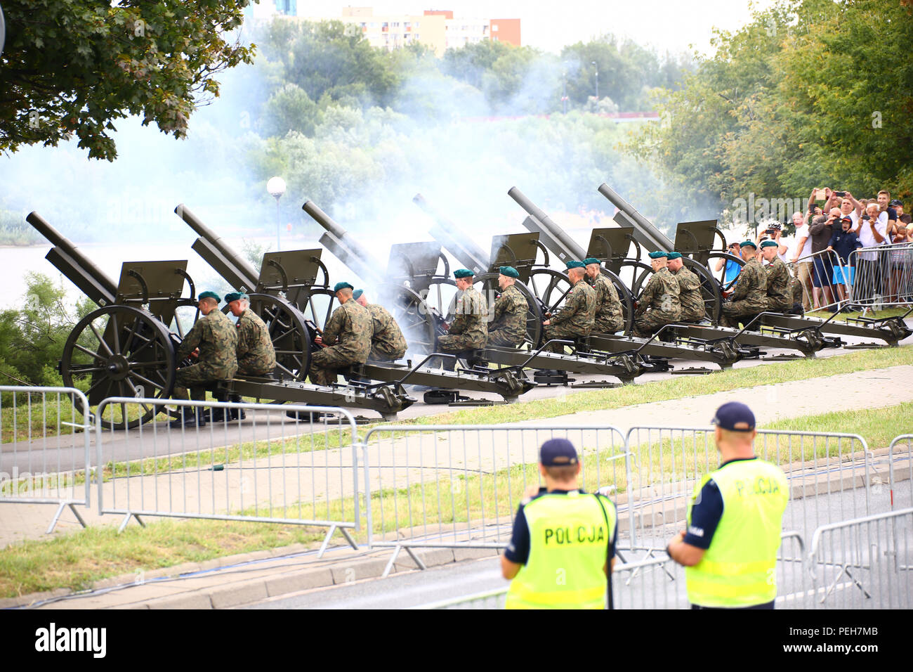 Us army tank gunner hi-res stock photography and images - Alamy