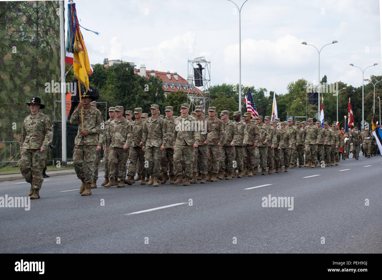 Soldiers from the NATO multinational battle group stationed in Poland ...