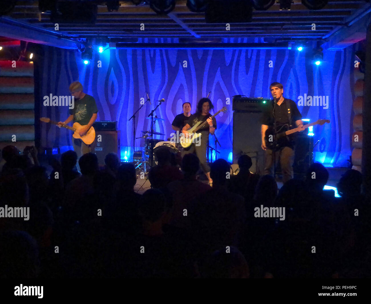 Major labels hi-res stock photography and images - Alamy