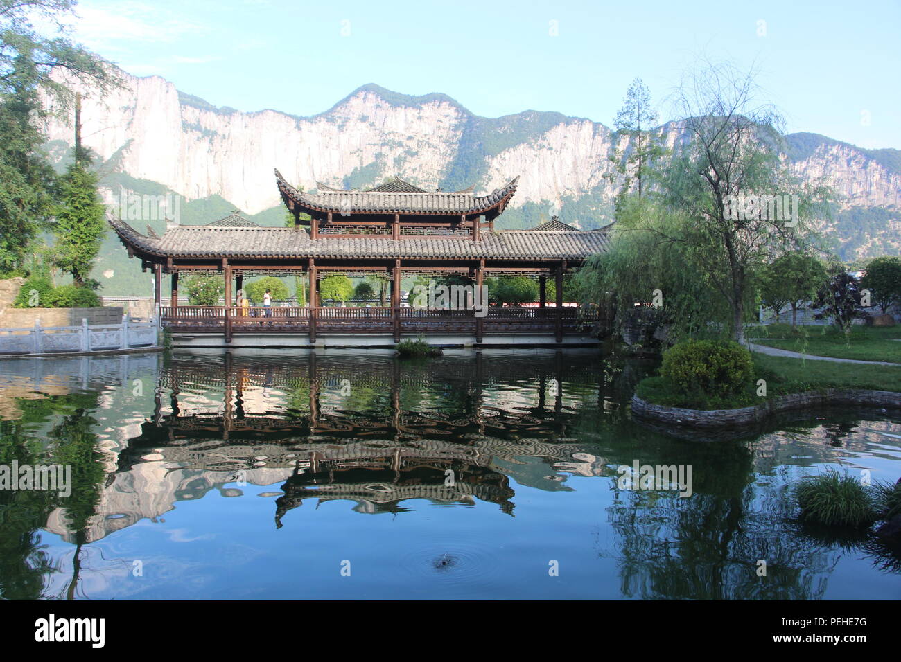 Enshi, Enshi, China. 16th Aug, 2018. Enshi, CHINA-Scenery of Mufu ...