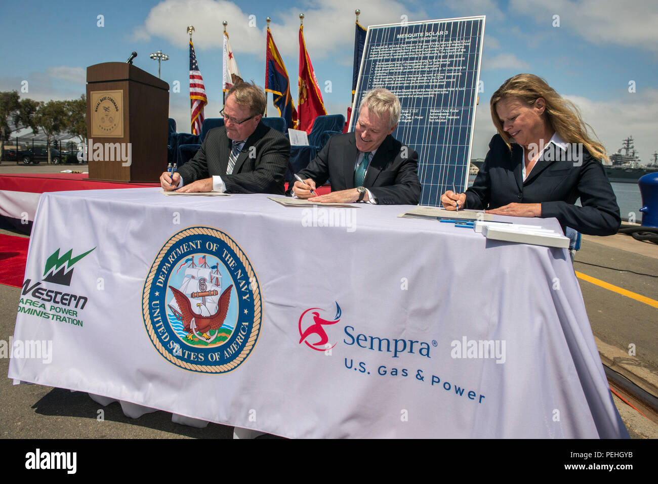 150820-N-LV331-003 SAN DIEGO (August 20, 2015) Secretary of the Navy ...