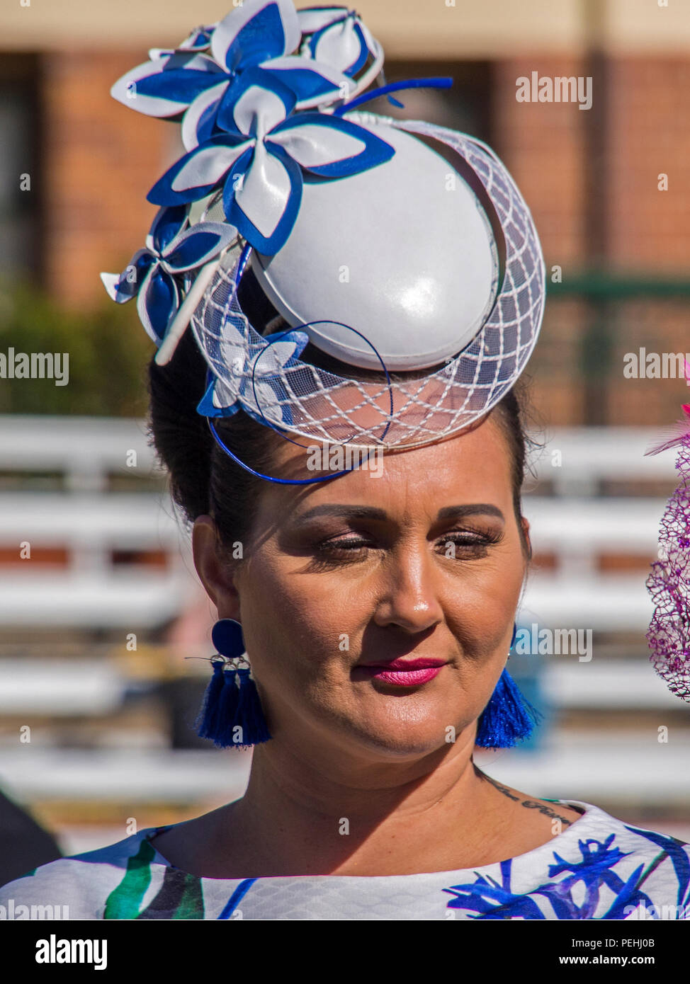 Horse race fashion hi-res stock photography and images - Alamy