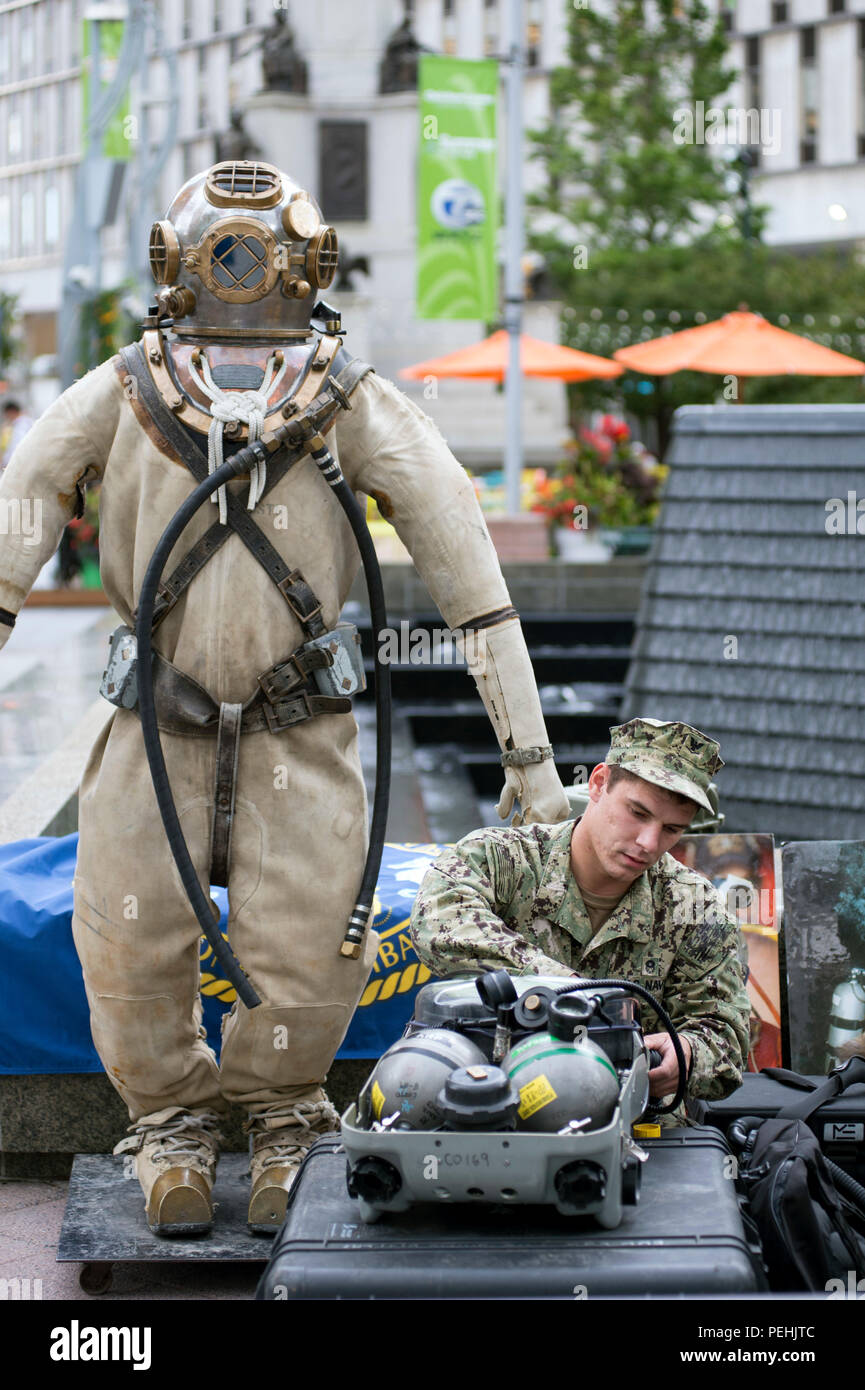 Mk16 hi-res stock photography and images - Alamy