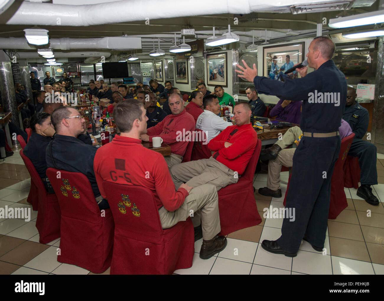 Command master chief cmc hi-res stock photography and images - Alamy