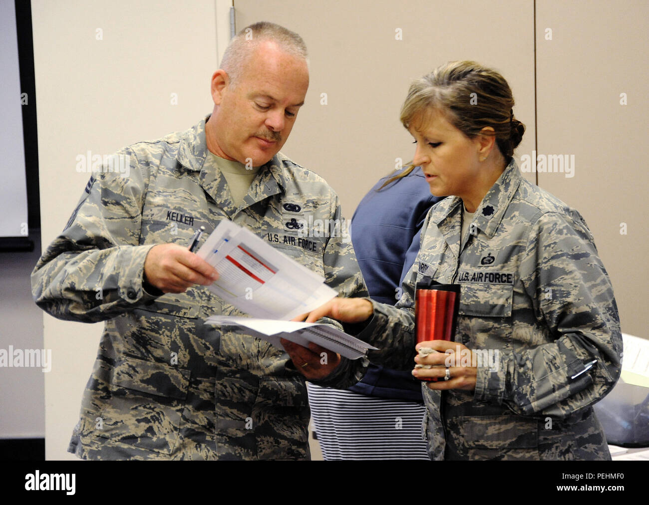 Oregon Air National Guard Chief Master Sgt. Larry Keller and Lt. Col ...