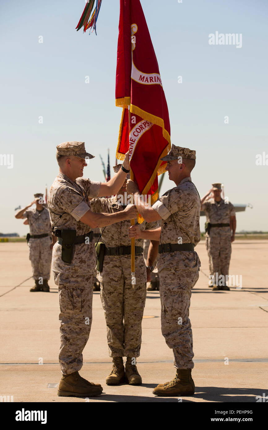 Col. Jason Woodworth, left, commanding officer of Marine Corps Air ...