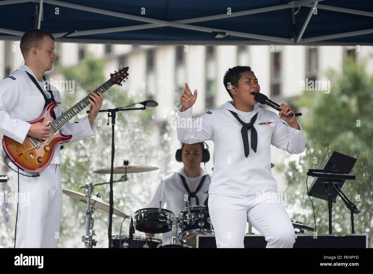 David estrada hi-res stock photography and images - Alamy