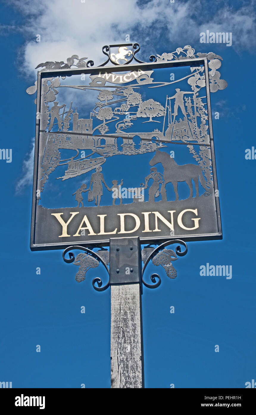 Yalding Village Sign Kent England UK Stock Photo - Alamy