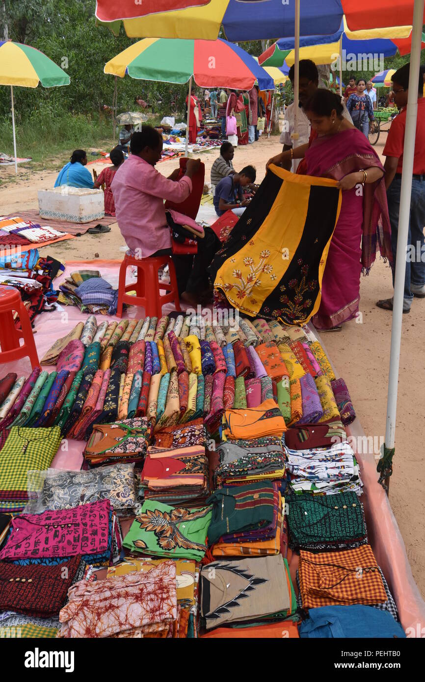Bolpur market hi-res stock photography and images - Alamy