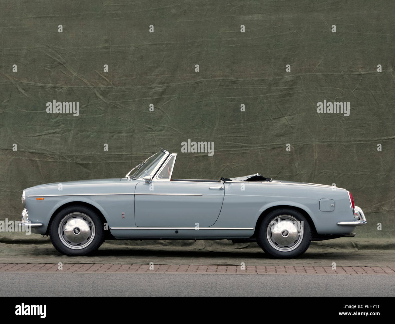 1961 Fiat OSCA 1500S convertible Stock Photo - Alamy