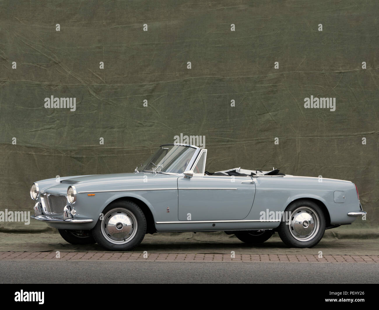 1961 Fiat OSCA 1500S convertible Stock Photo - Alamy