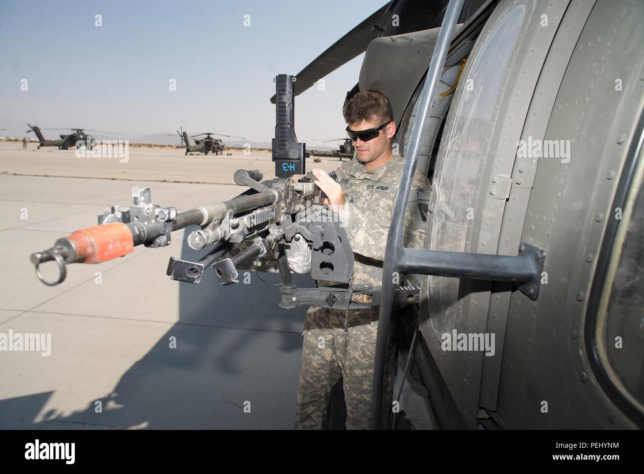 Machine Gun Helicopters Soldier Wallpaper Army, Helicopter, Shooting,