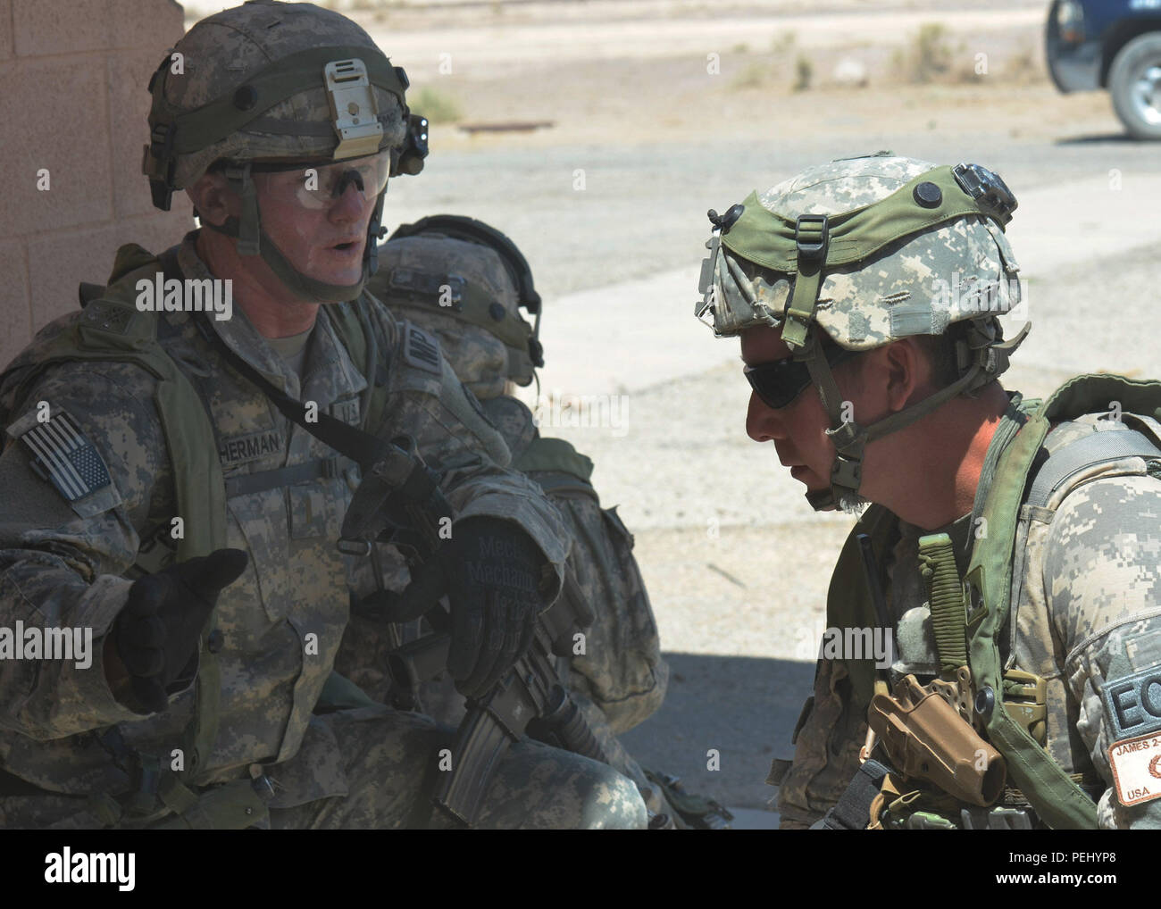 Military Police (MP) Soldiers with the Idaho Army National Guard’s ...