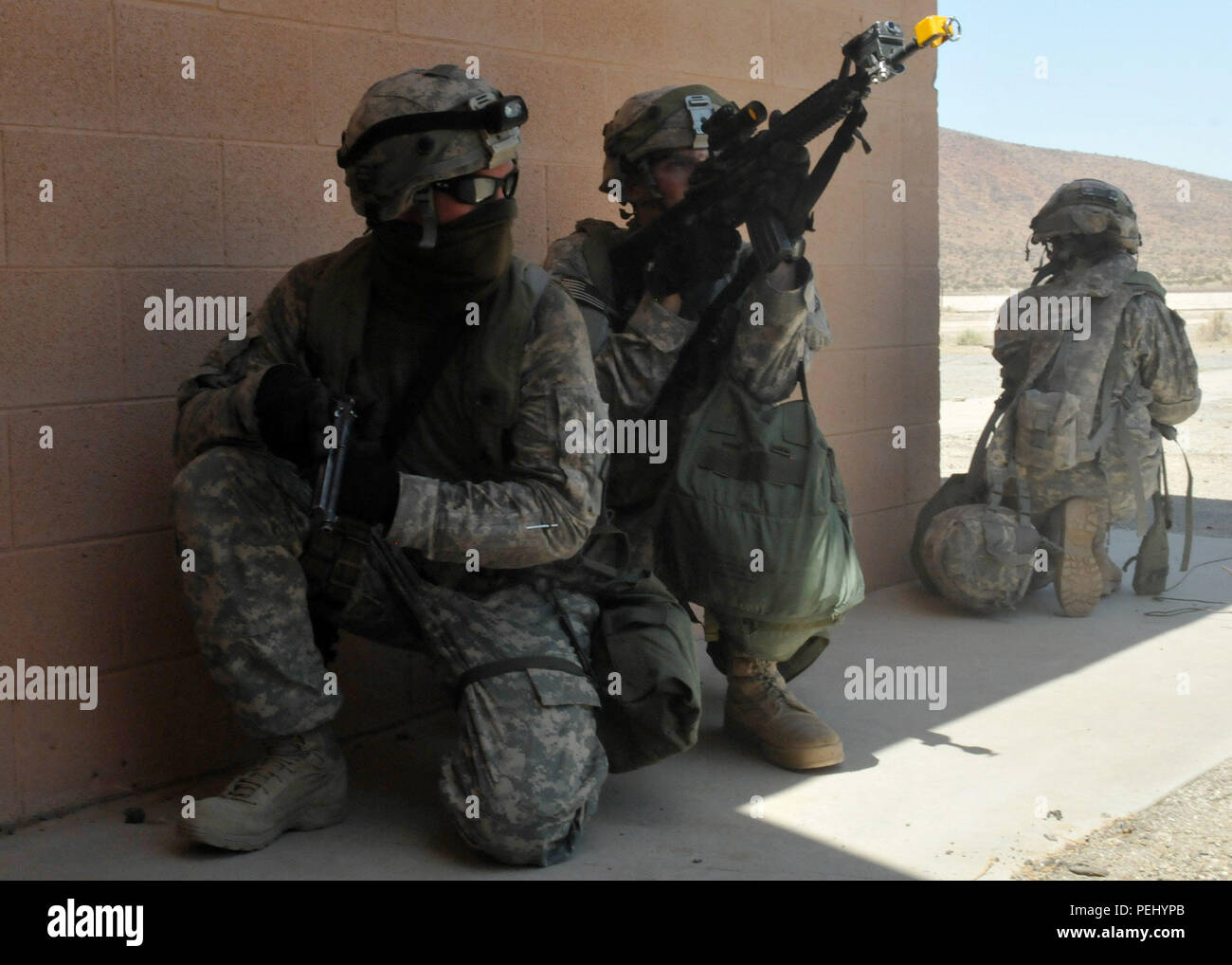 Military Police (MP) Soldiers with the Idaho Army National Guard’s ...