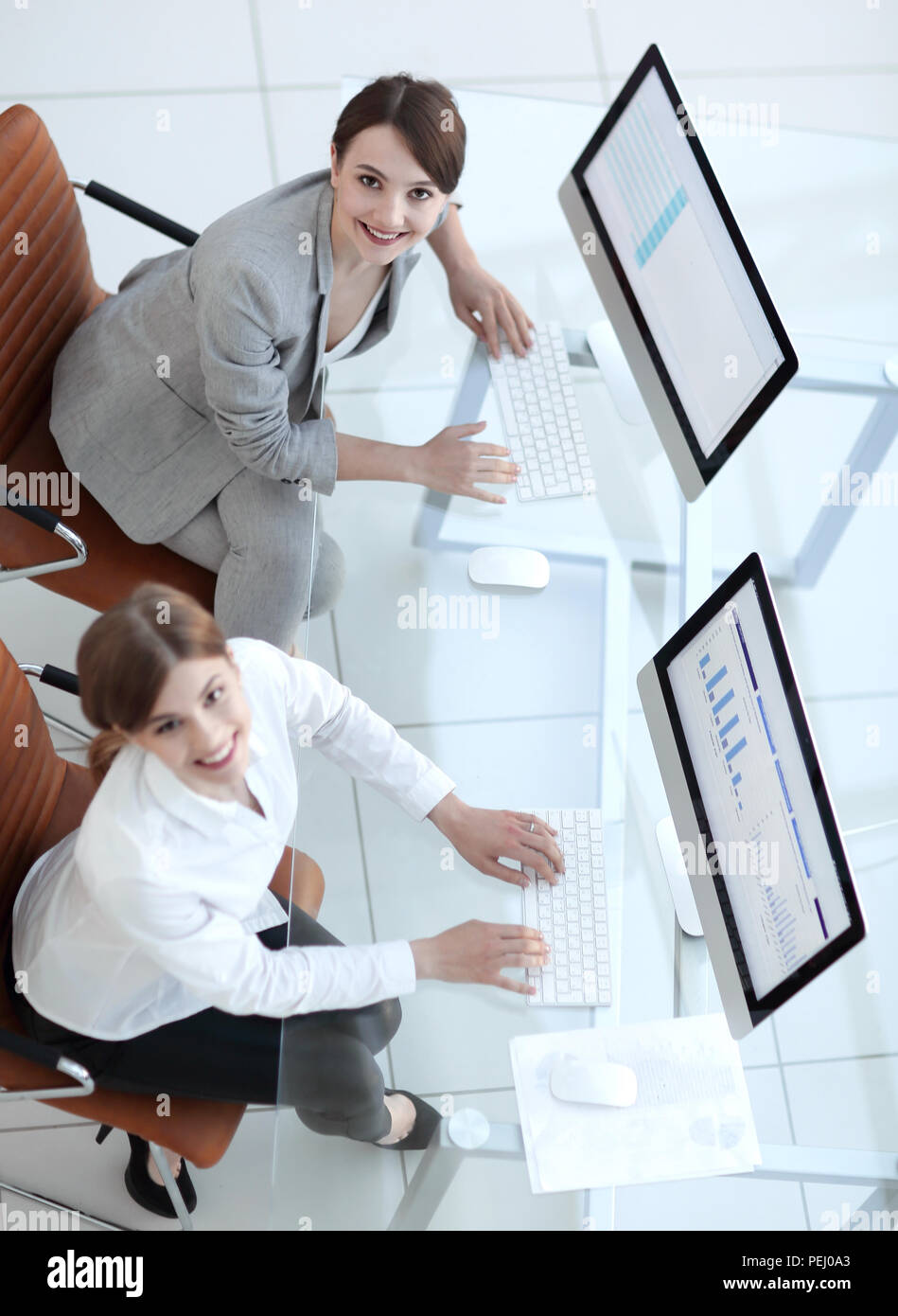 Staff diagrams hi-res stock photography and images - Alamy