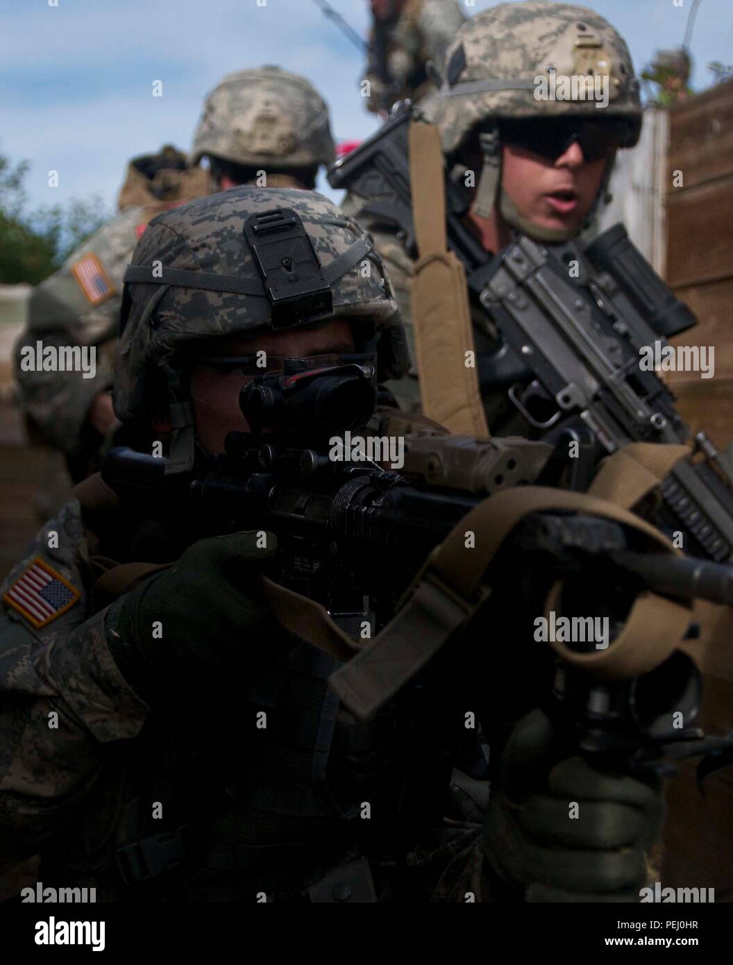 Paratroopers with 1st Battalion, 501st Infantry Regiment, 4th Brigade ...