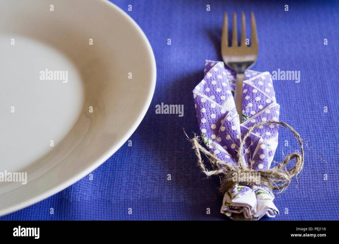 Table appointments hi-res stock photography and images - Alamy
