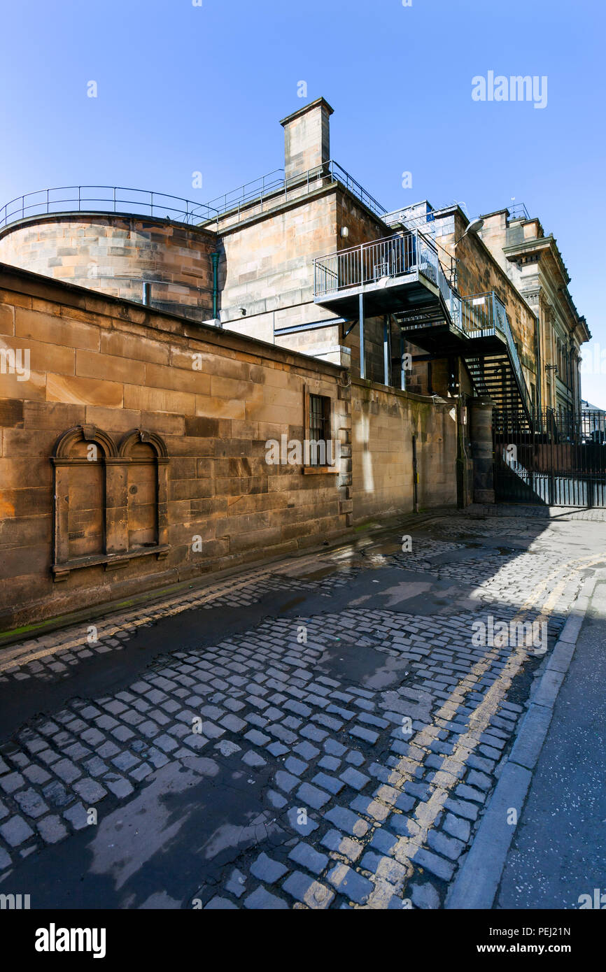 Vintage industrial building hi-res stock photography and images - Alamy