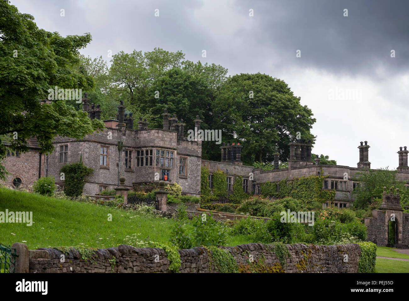 Tissington hall hi-res stock photography and images - Alamy