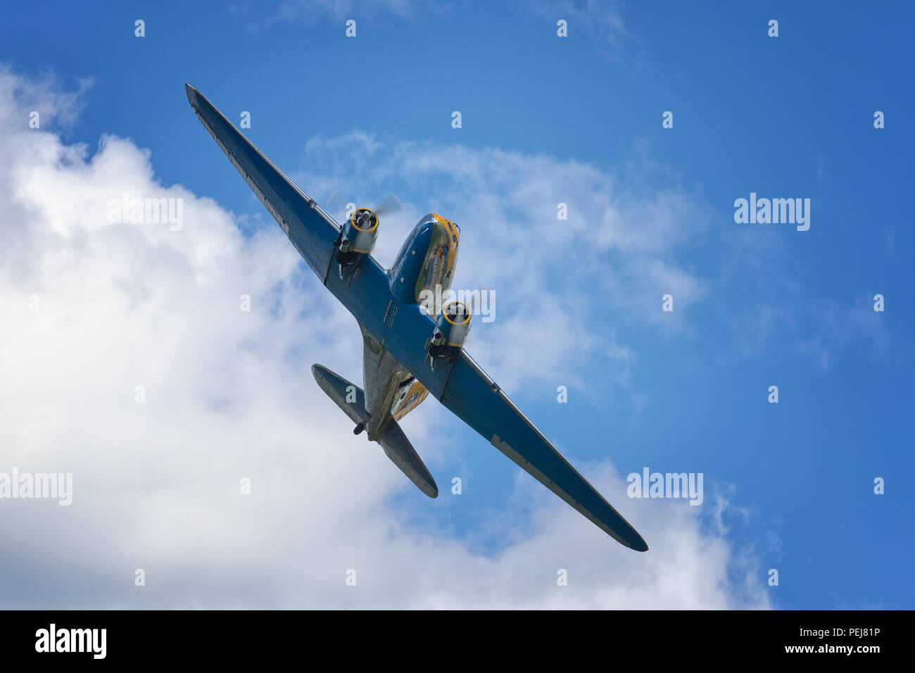 Douglas dc 3 cockpit hi-res stock photography and images - Alamy