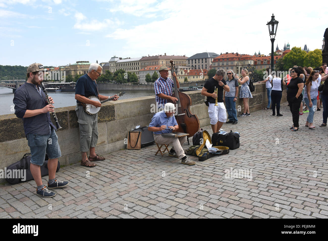 Prague street jazz band hi-res stock photography and images - Alamy