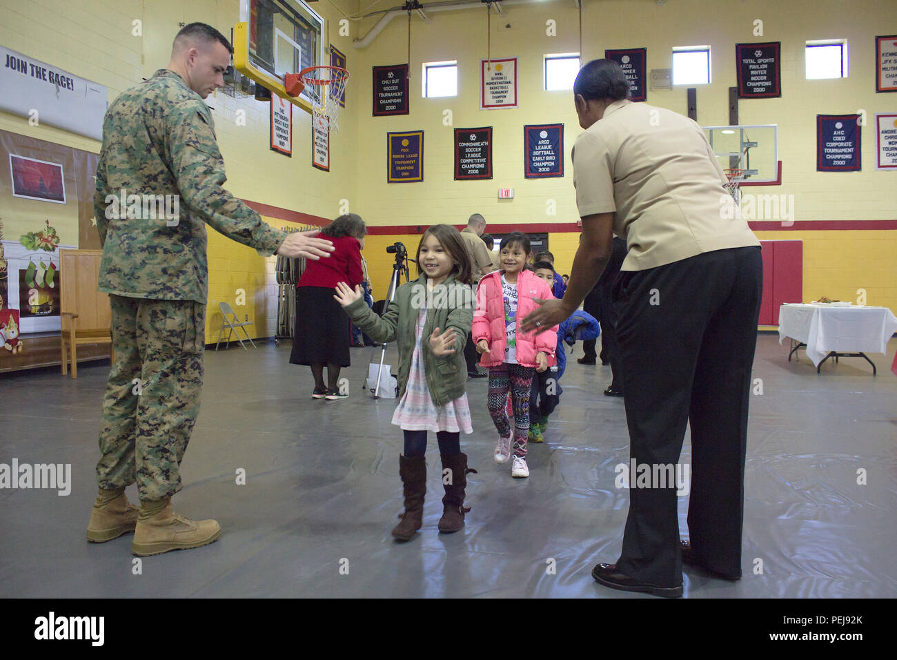 Marines mentoring millennials hi-res stock photography and images - Alamy