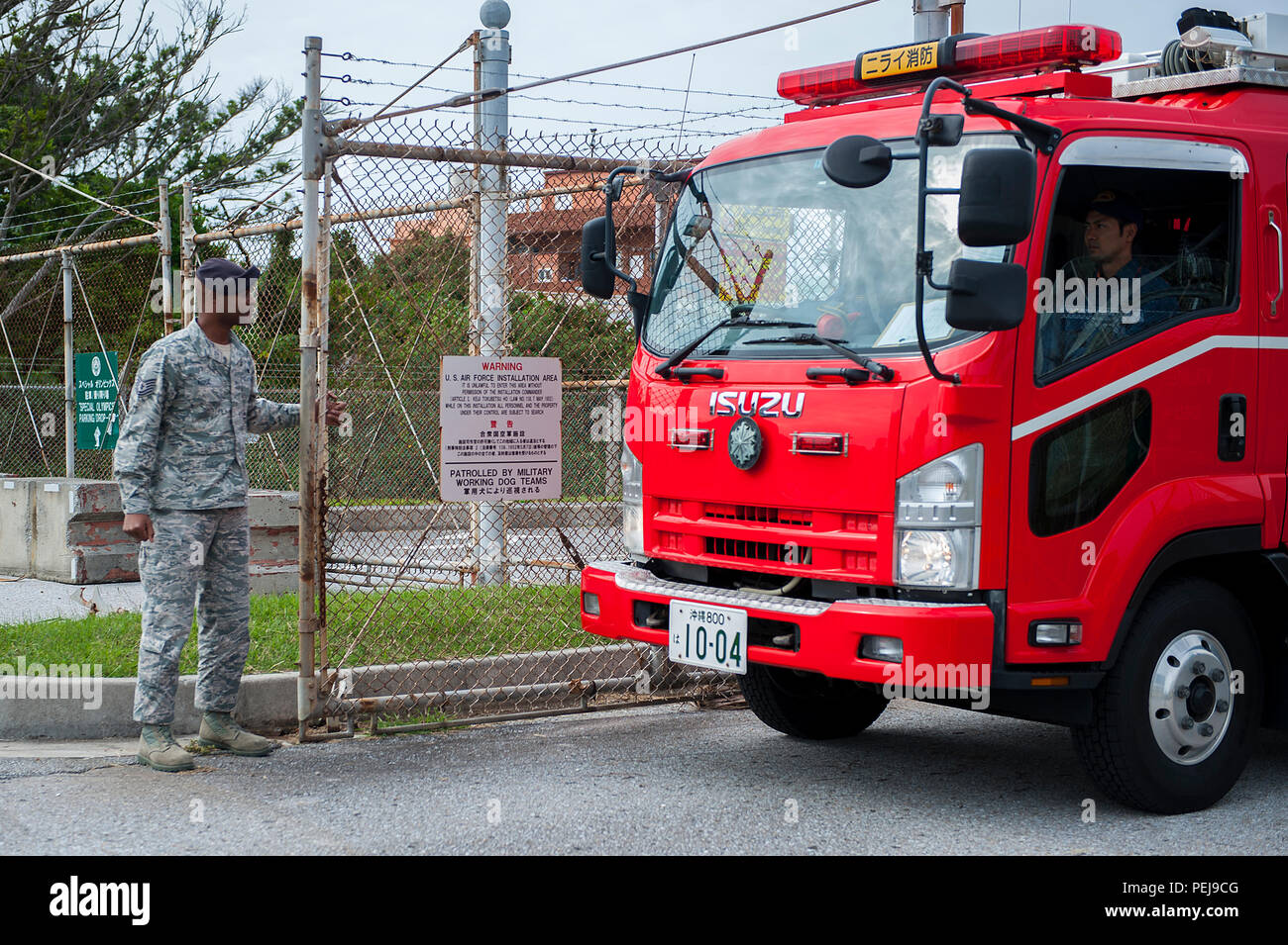 U.S. Air Force Tech Sgt. Teddy Poole, 18th Security Forces Squadron ...
