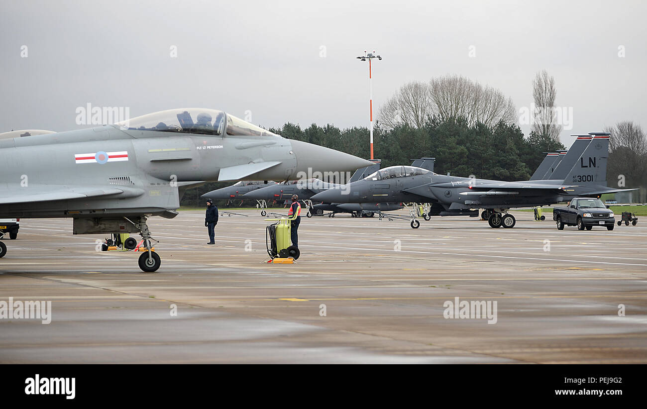 Raf typhoon runway raf coningsby hi-res stock photography and images ...