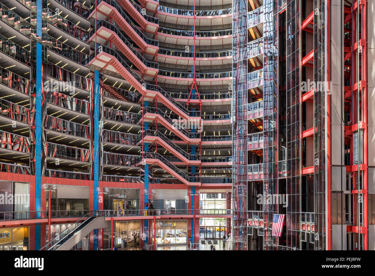 Interior atrium of the James R. Thompson Center - State of Illinois ...