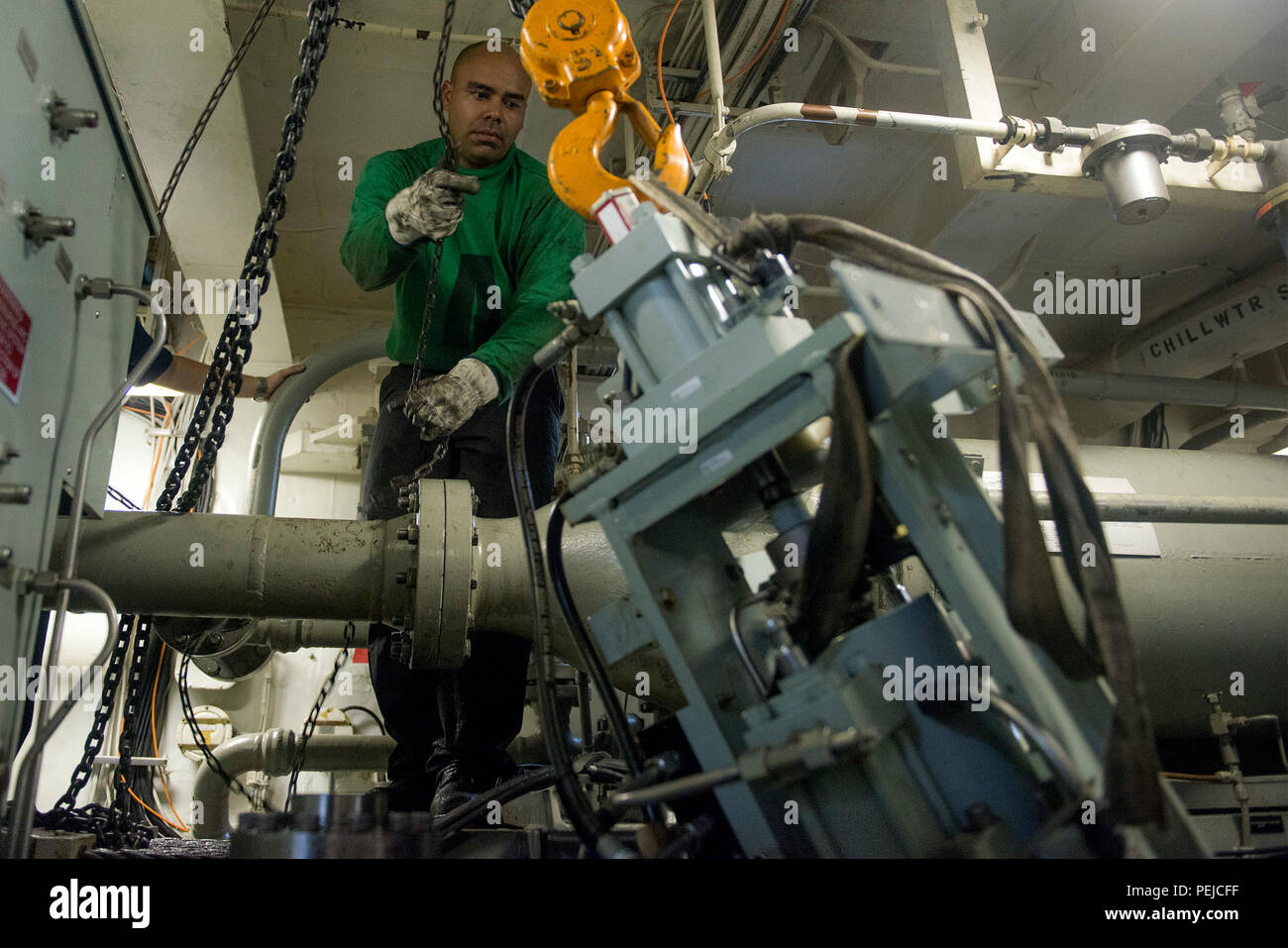 Arresting gear engine hi-res stock photography and images - Alamy