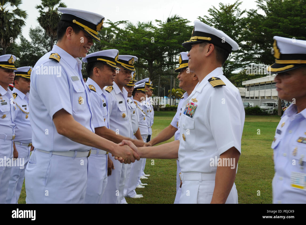 150827-N-ZB122-008 SATTAHIP, Thailand (August 27, 2015) Capt. H.B. Le ...