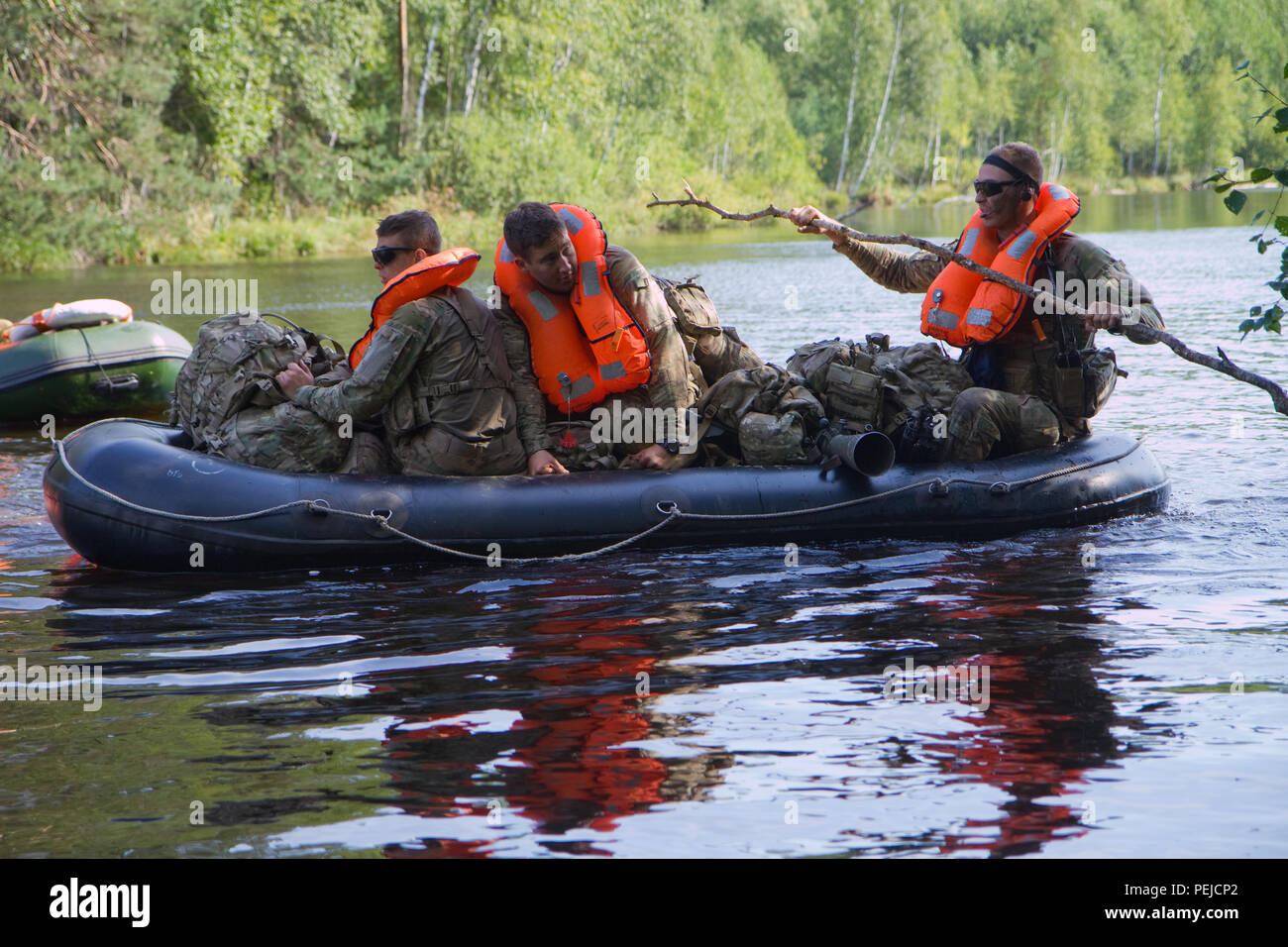 United States Army Soldiers assigned to Dog Company, 1st Battalion ...