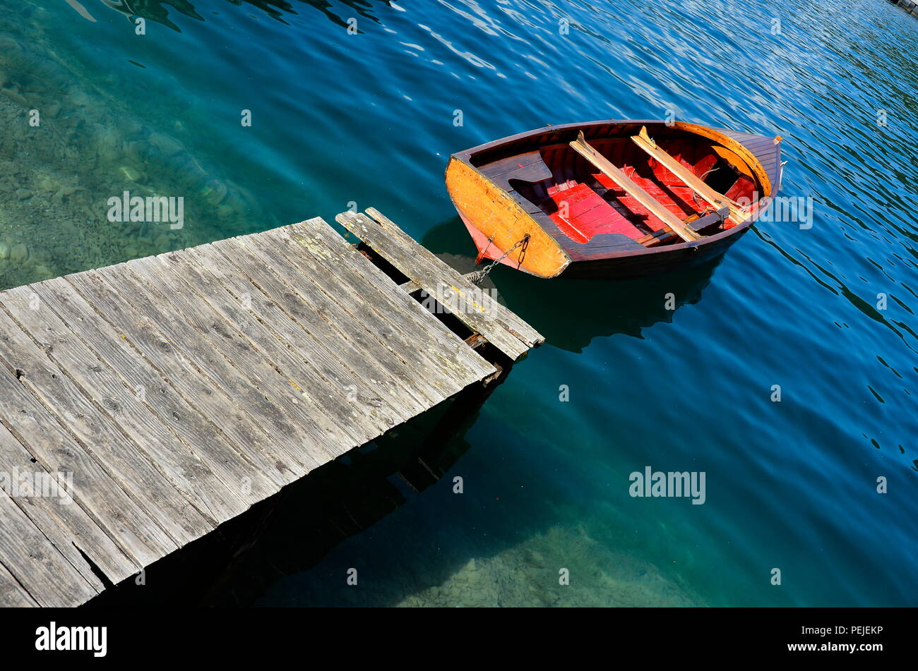 Small boat sinking hi-res stock photography and images - Alamy