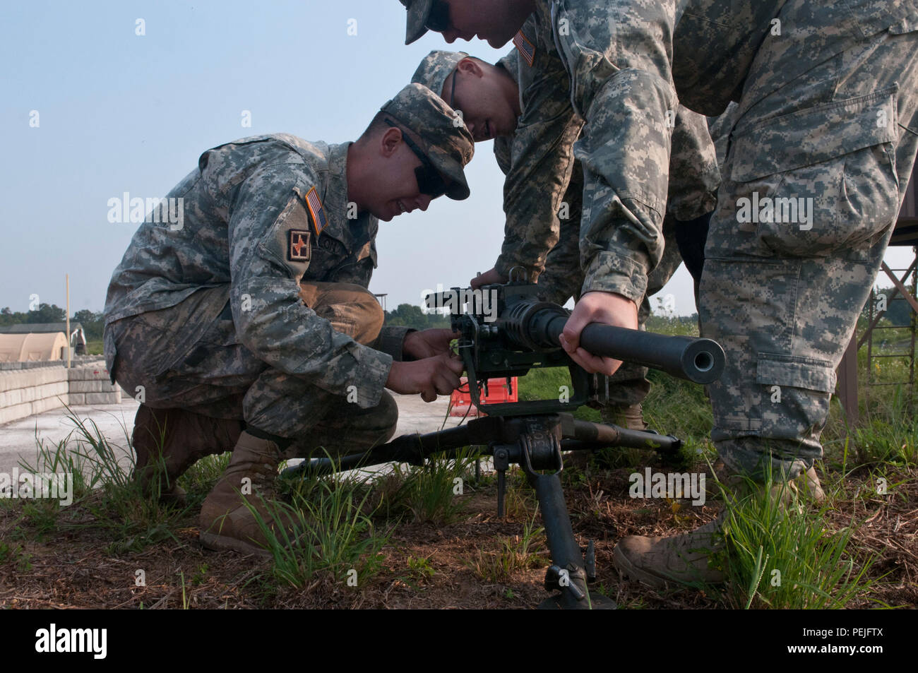 U.S. Army Reserve combat engineers with the 688th Engineer Company ...