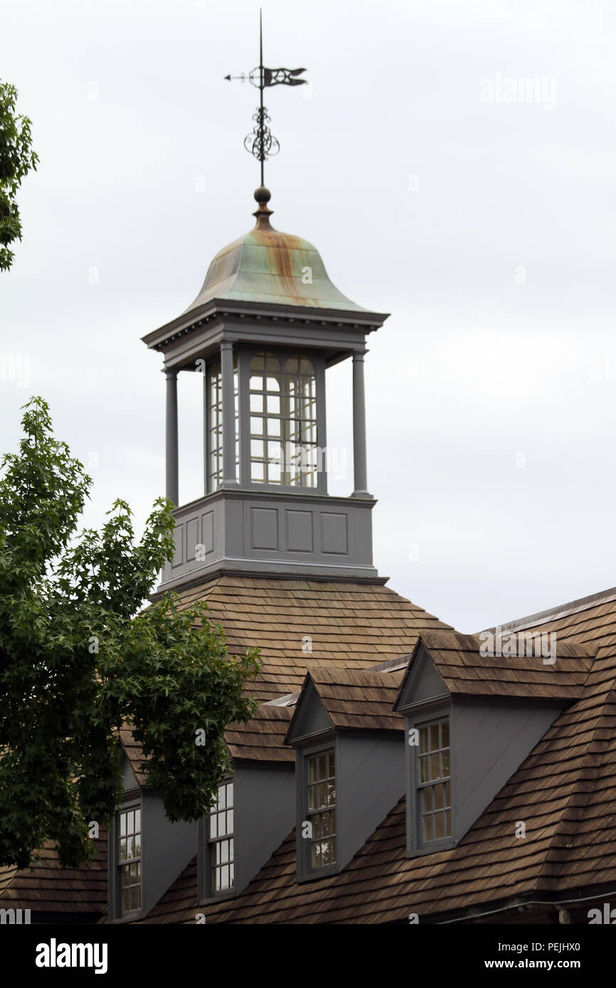 Williamsburg virginia architecture hi-res stock photography and images ...
