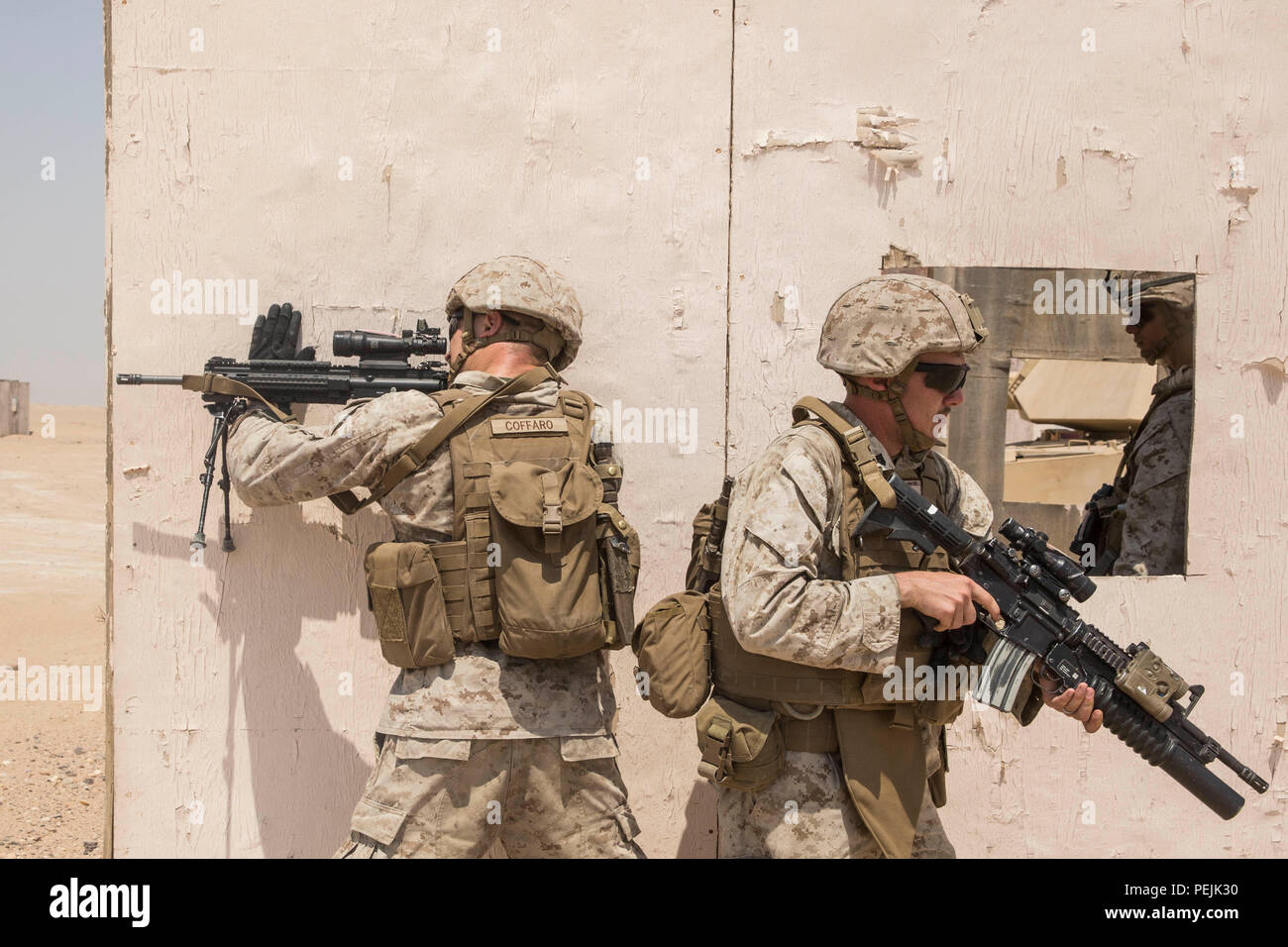 KUWAIT (Aug. 28, 2015) U.S. Marines with Kilo Company, Battalion ...