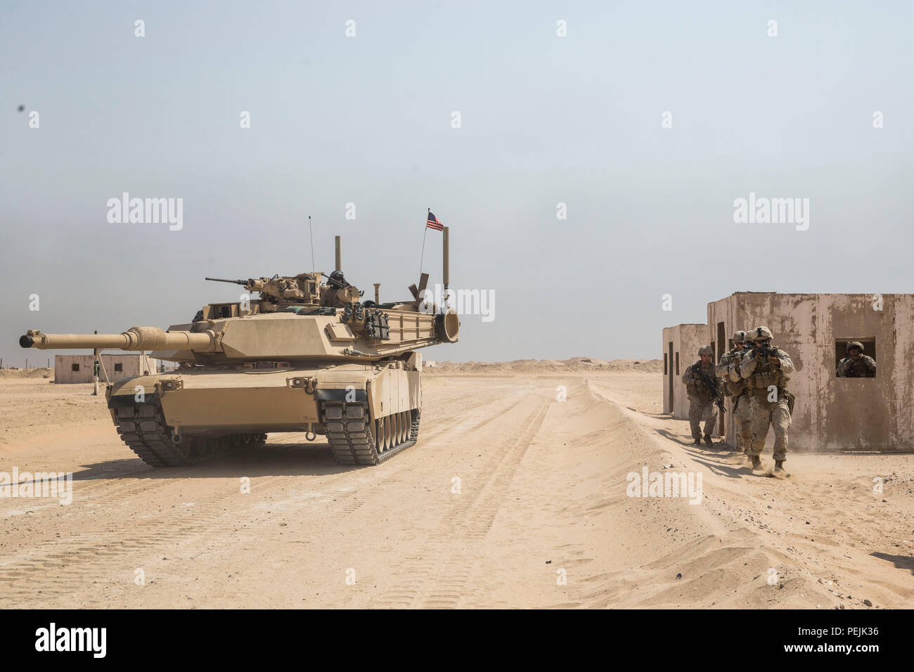 KUWAIT (Aug. 28, 2015) U.S. Marines with Kilo Company, Battalion ...