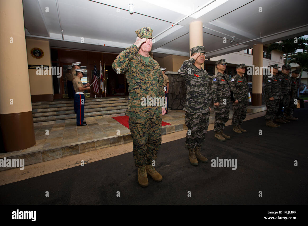 Commandant of the Republic of Korea Marine Corps Lt. Gen. Sang-Hoon Lee ...