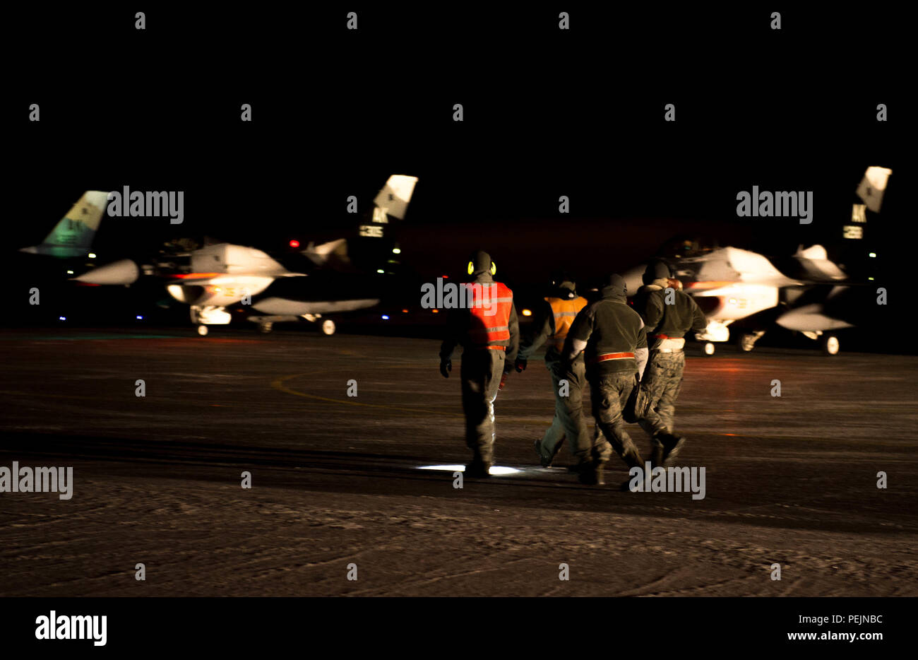 Checkered flag 2015 exercise hi-res stock photography and images - Alamy